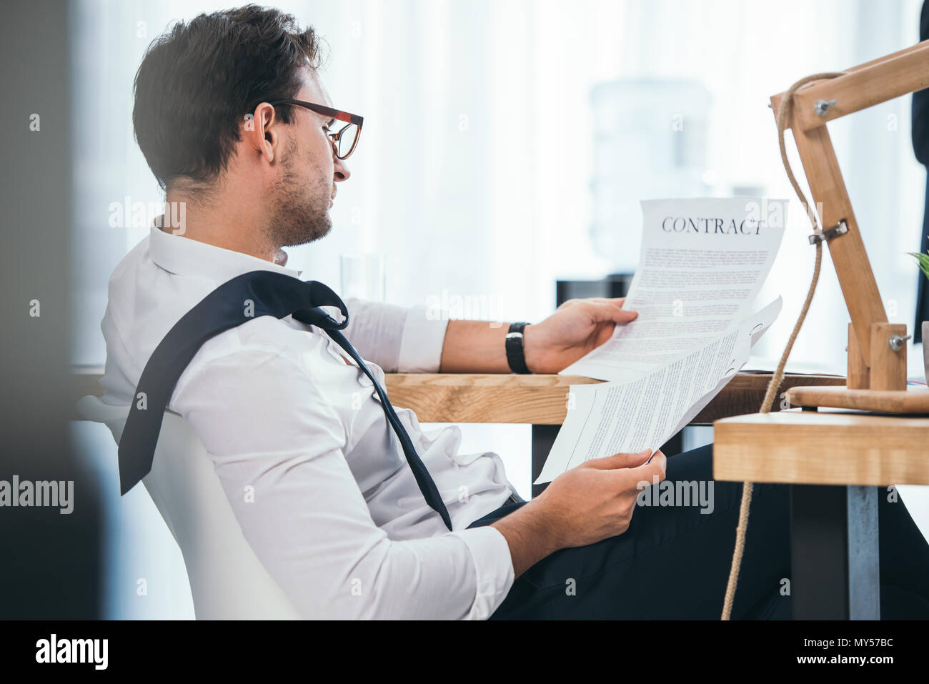 Untidy workplace hi-res stock photography and images - Alamy