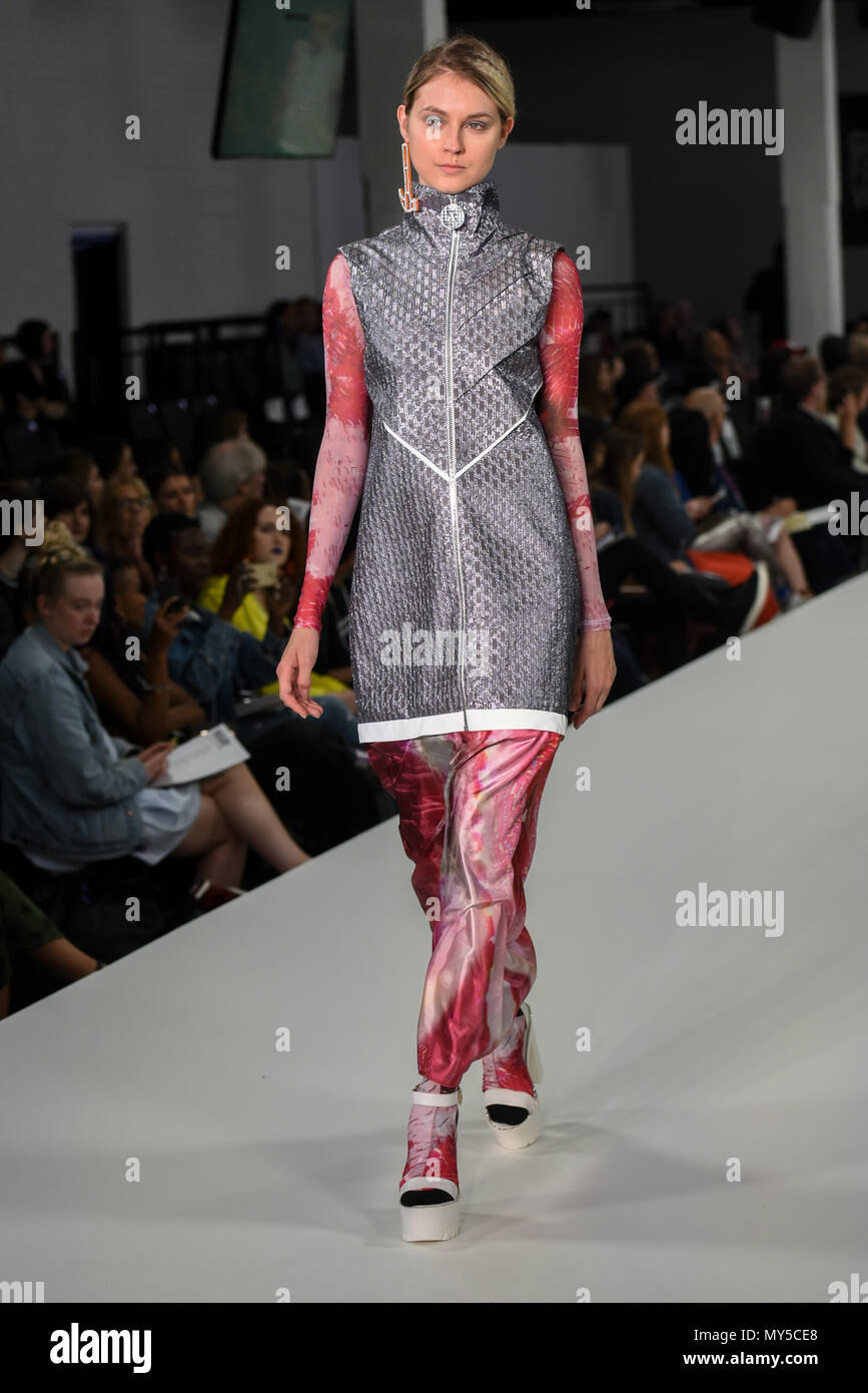 Anna fuller hi-res stock photography and images - Alamy