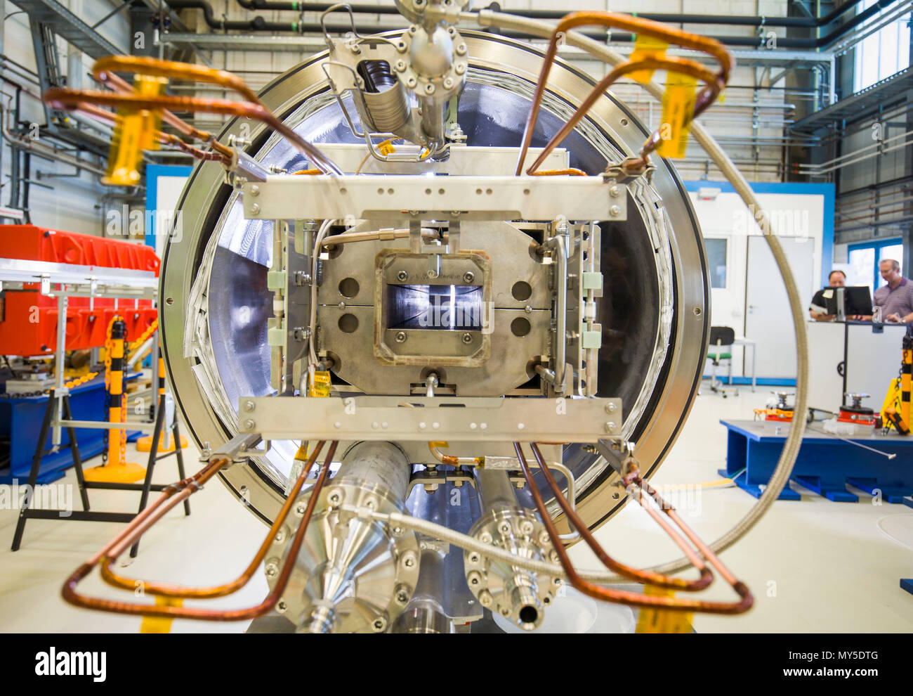 07 May 2018, Germany, Darmstadt: The first of a total of 110 dipole ...