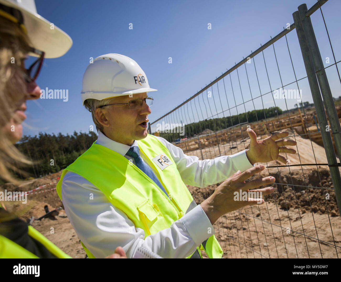Gsi helmholtz centre hi-res stock photography and images - Alamy