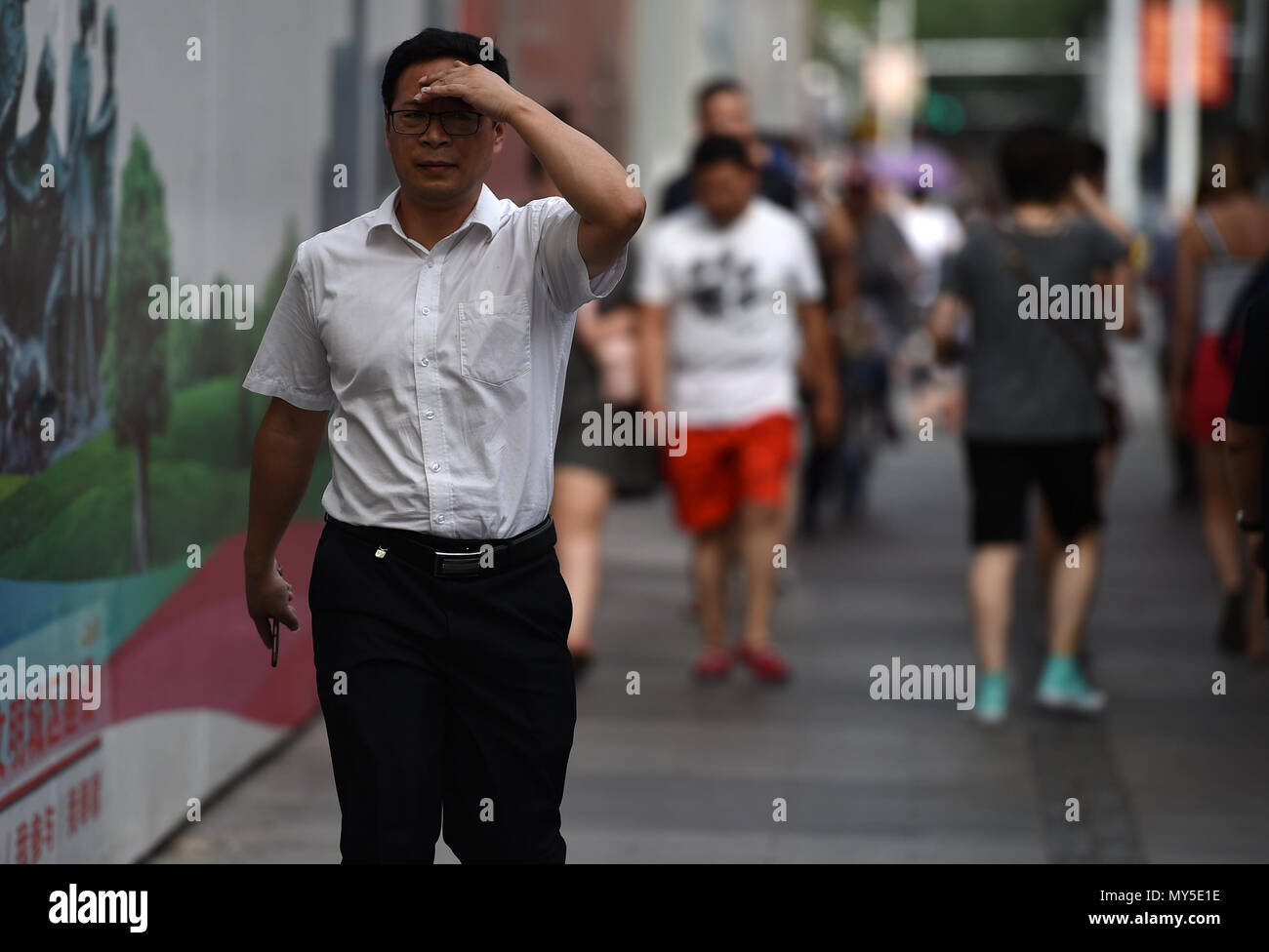 Scorching temperature hi-res stock photography and images - Alamy