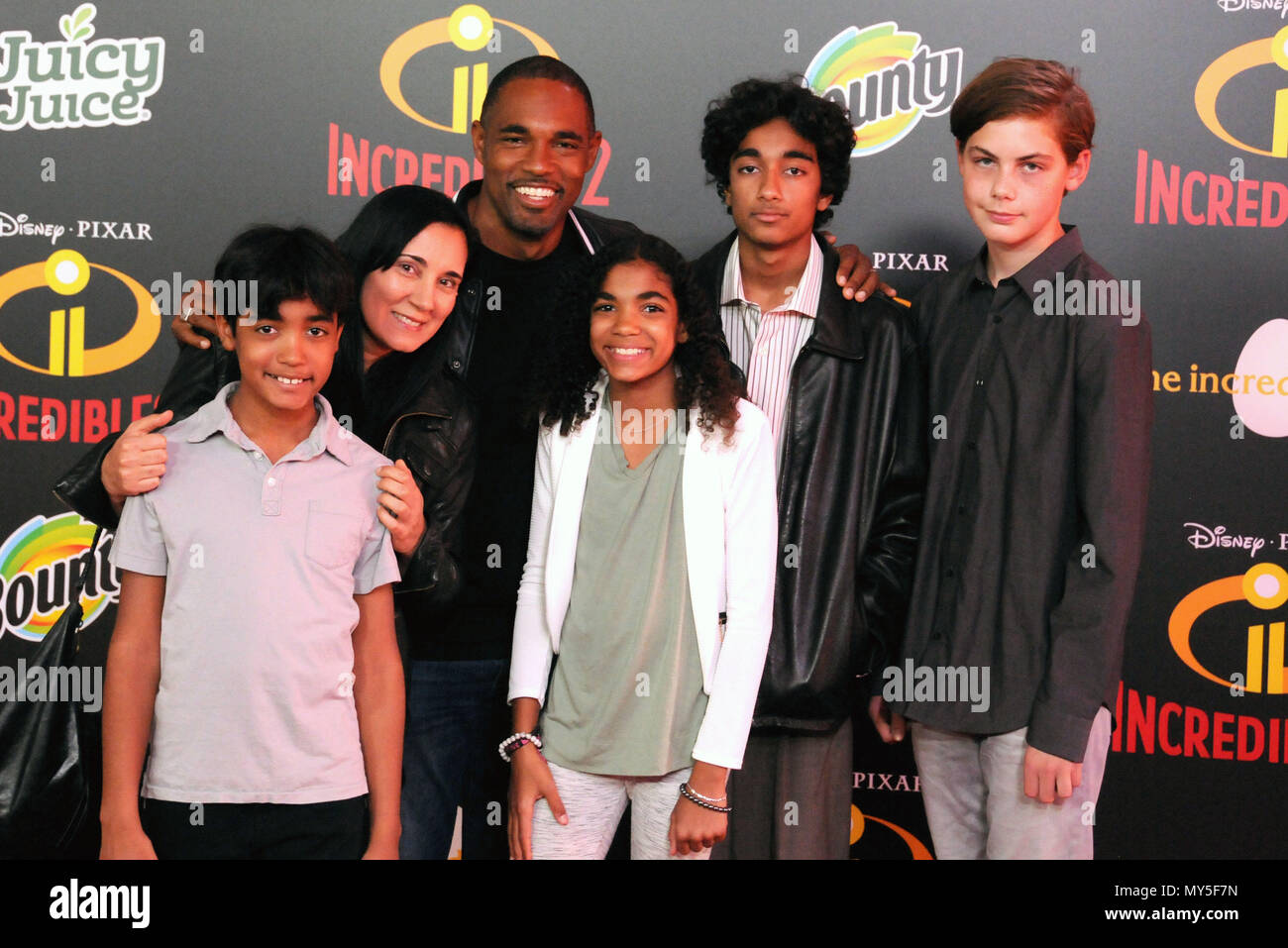 Los Angeles, USA. 5th Jun, 2018. Actor Jason George and family attend ...