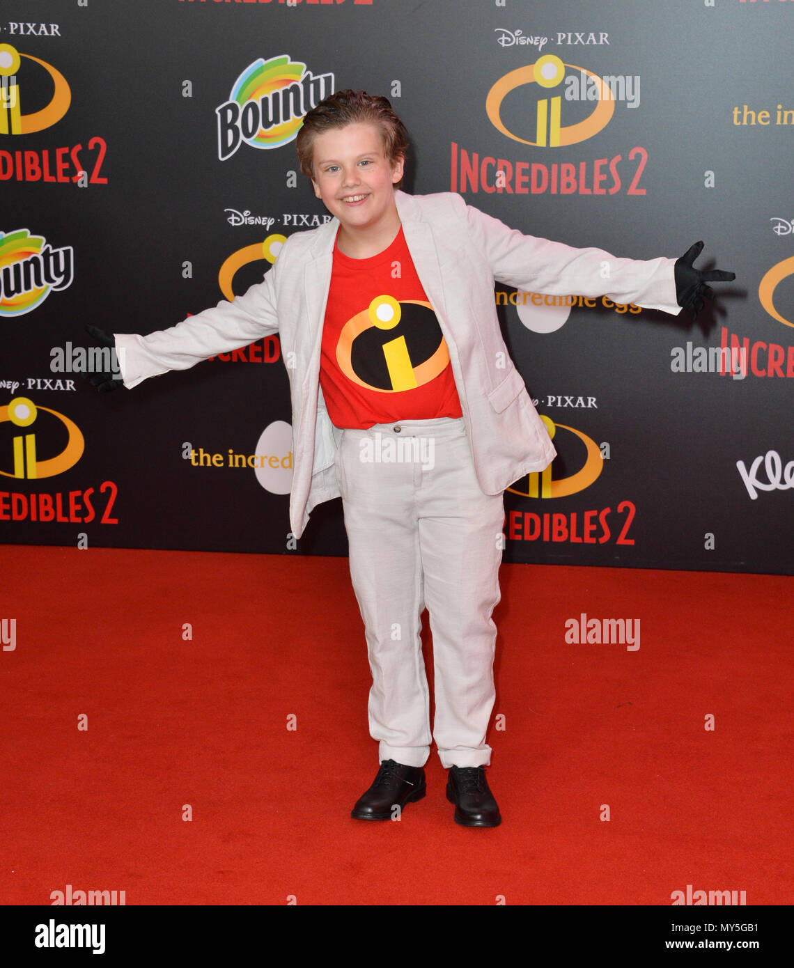 Los Angeles, USA. 5th Jun, 2018. Maxwell Simkins at the premiere for ...