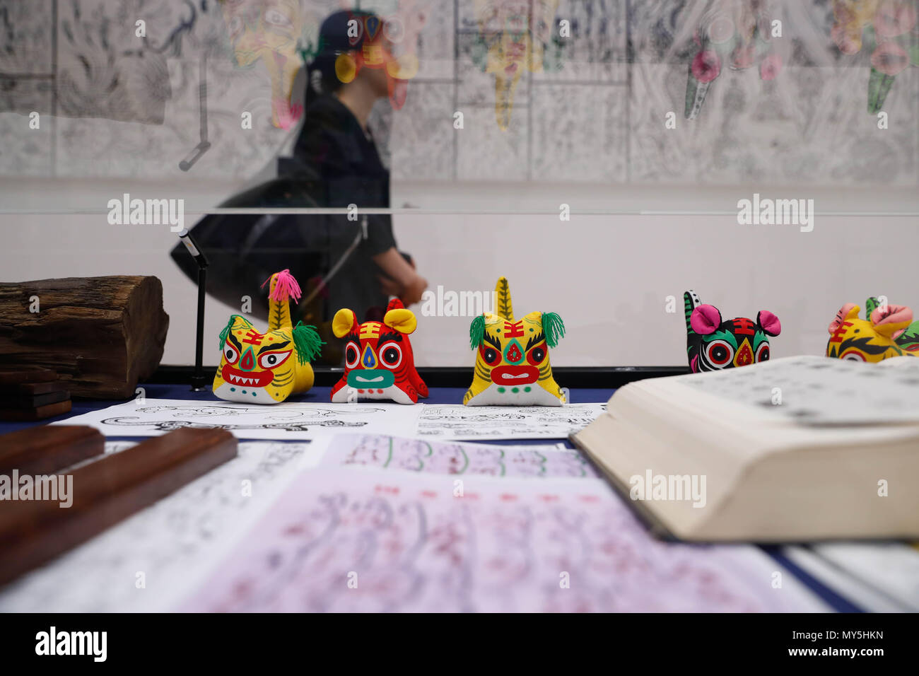 Seoul, South Korea. 5th June, 2018. A woman visits "the World of Meilin ...