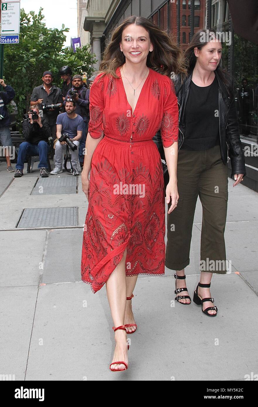 New York, NY, USA. 5th June, 2018. Sutton Foster pictured as The cast ...