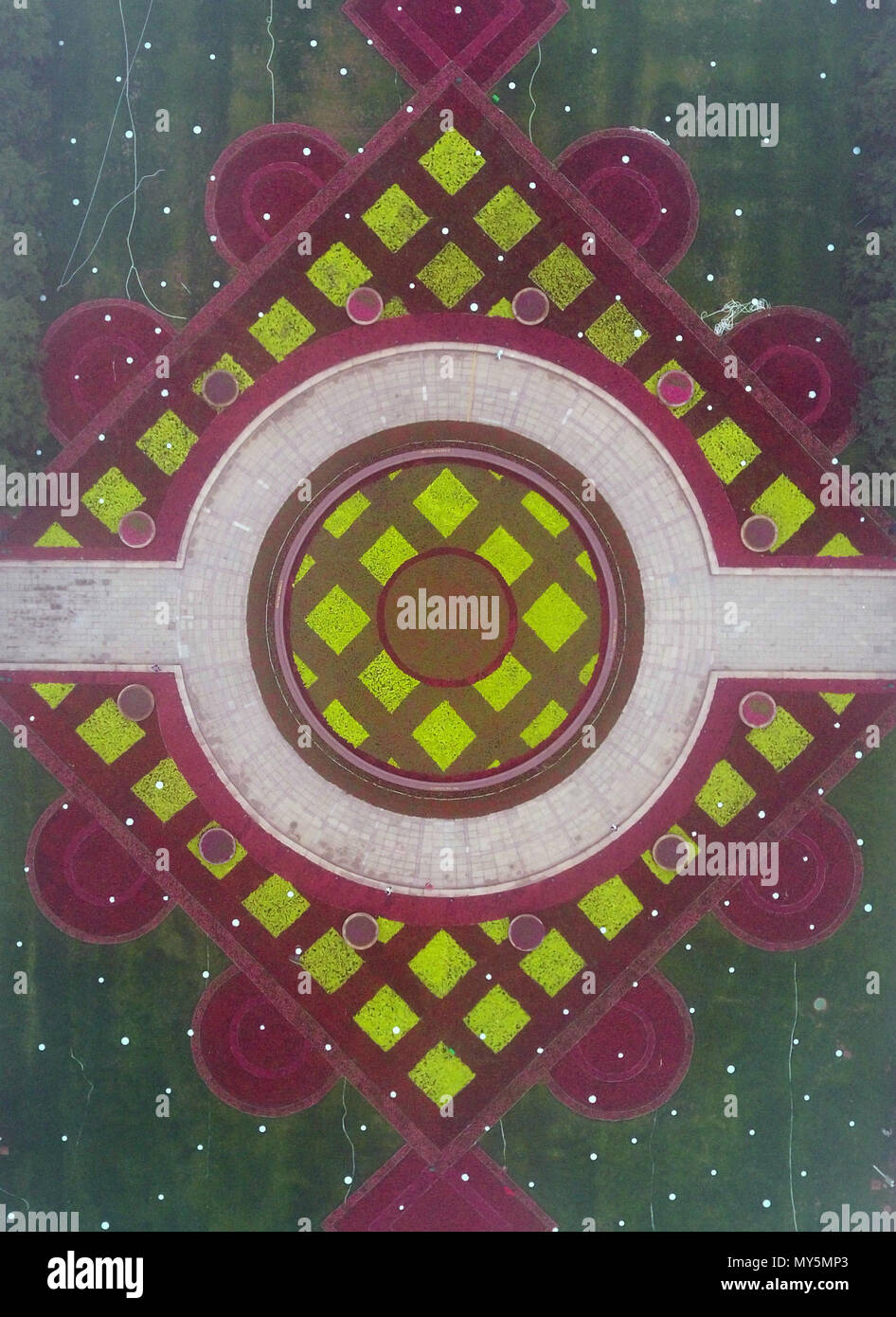 Wusi square hi-res stock photography and images - Alamy