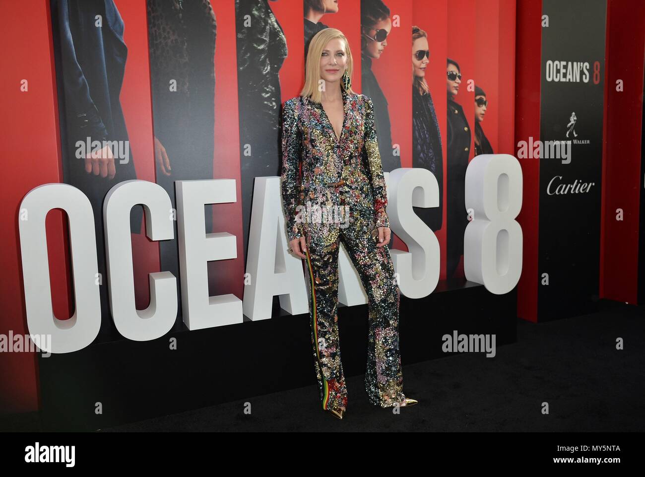 Oceans 8 cate hi-res stock photography and images - Alamy