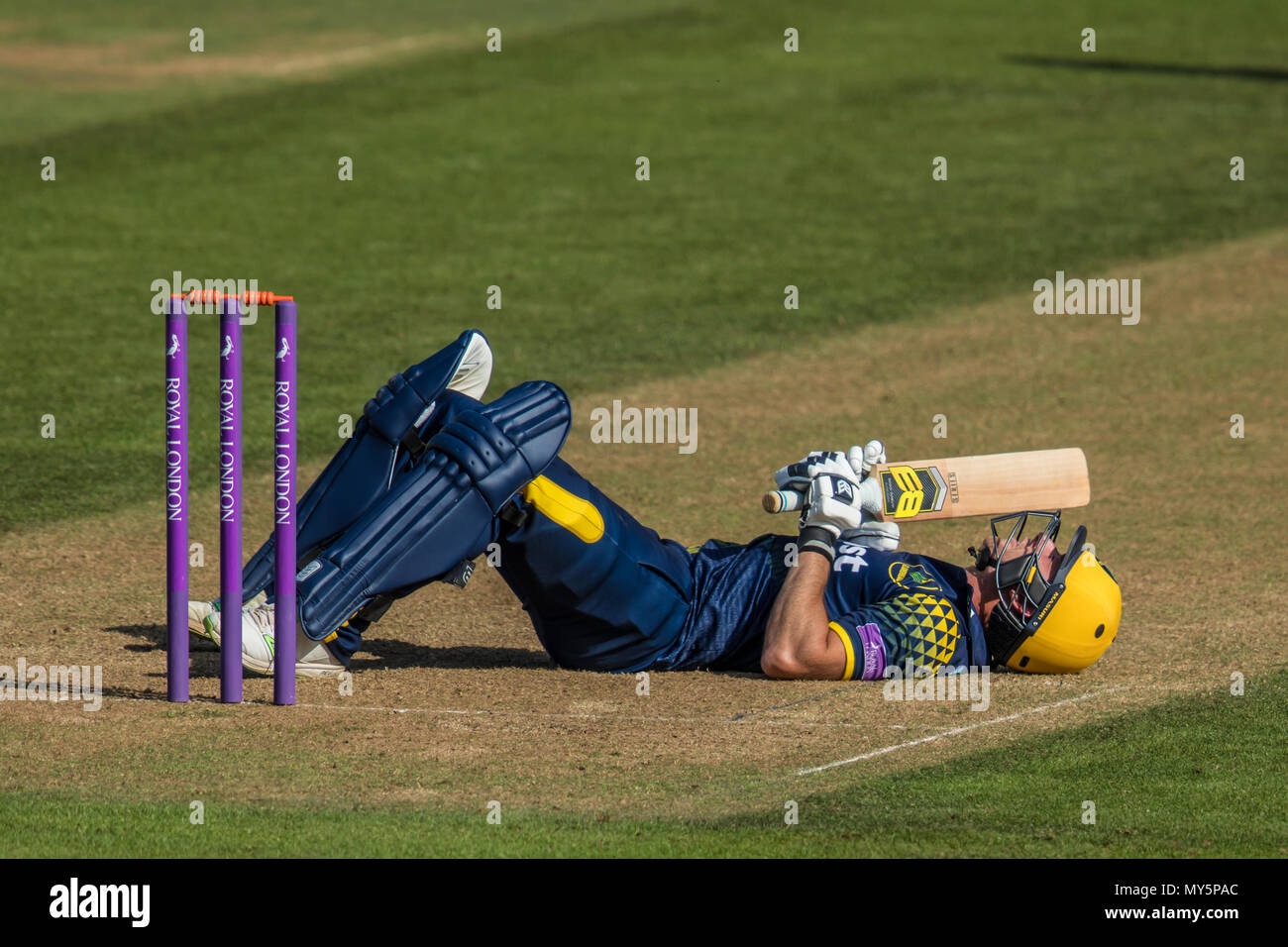 Graham rowe hi-res stock photography and images - Alamy