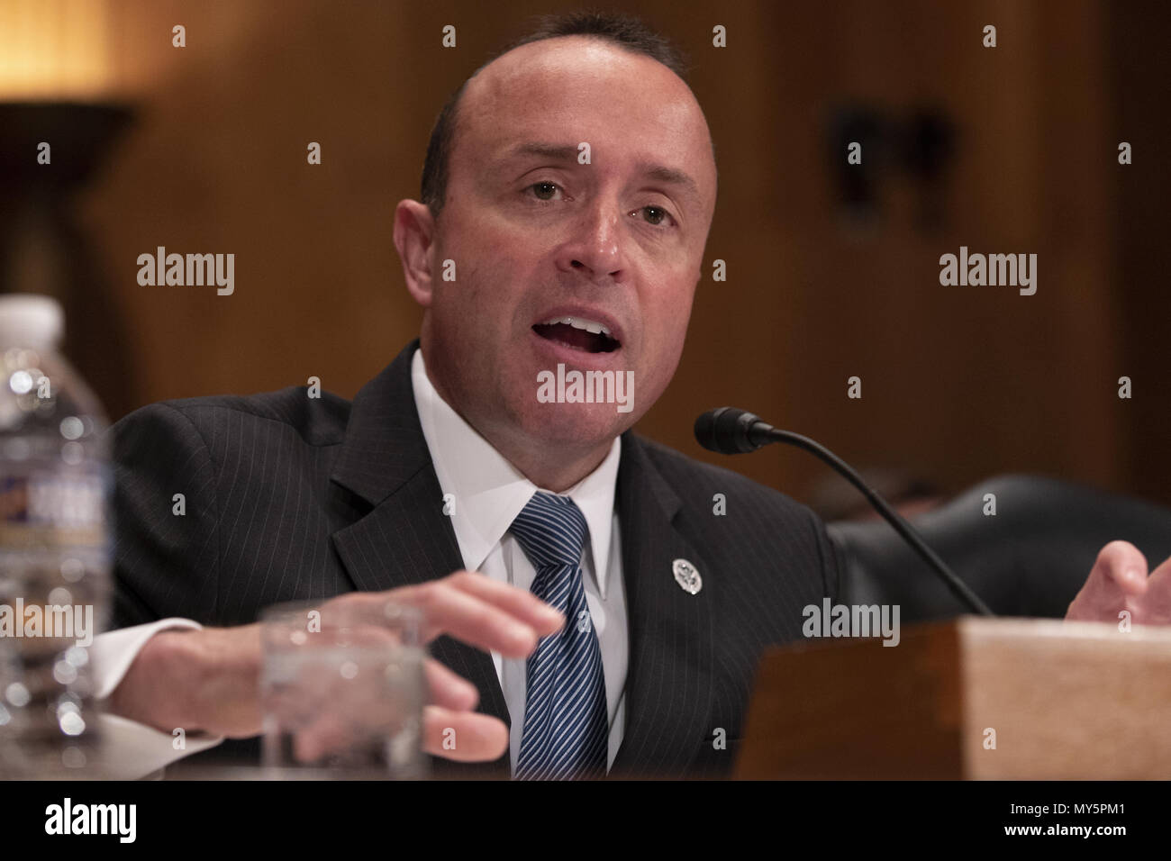 David j glawe hi-res stock photography and images - Alamy
