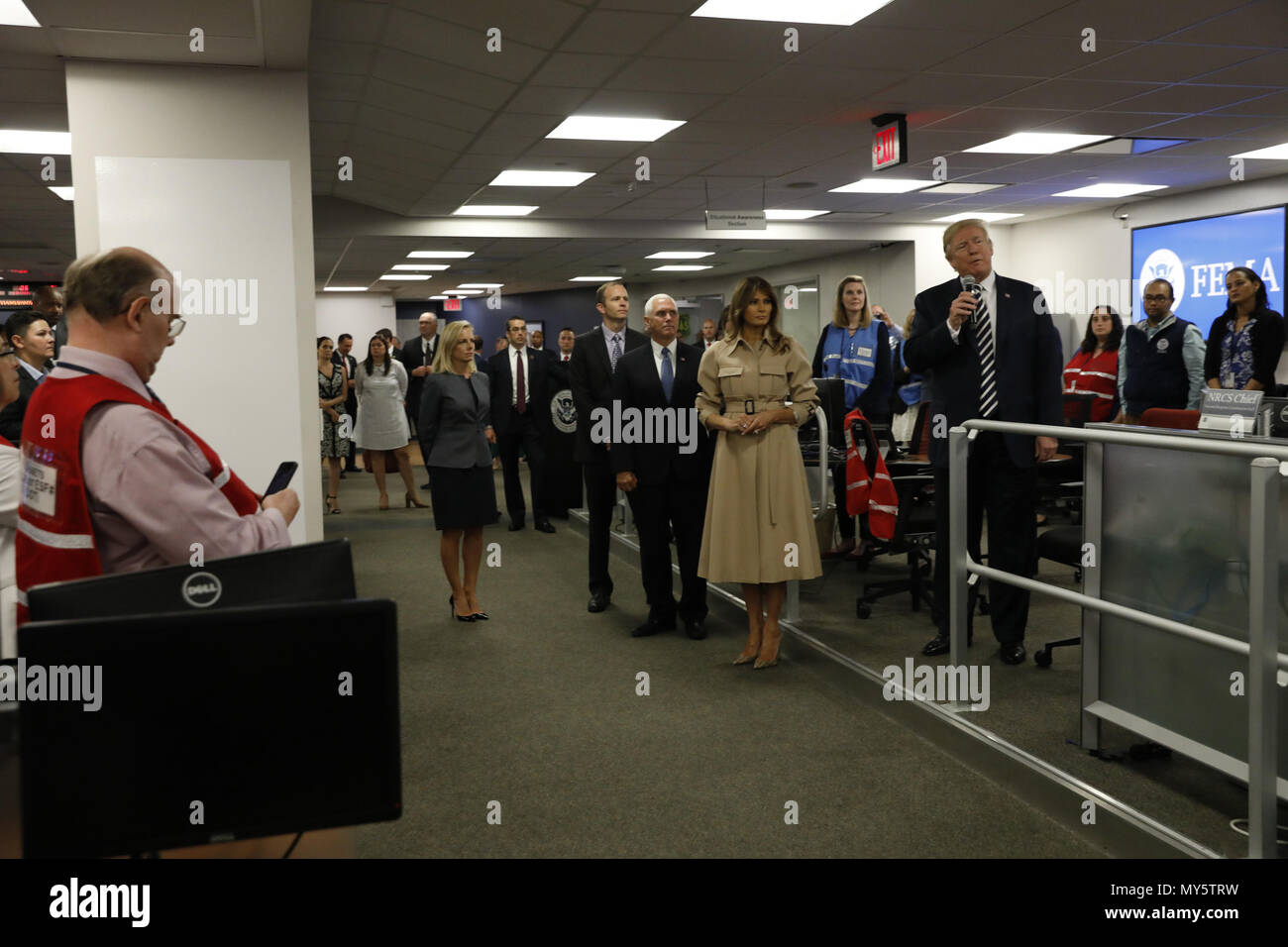 Fema headquarters meeting hi-res stock photography and images - Alamy