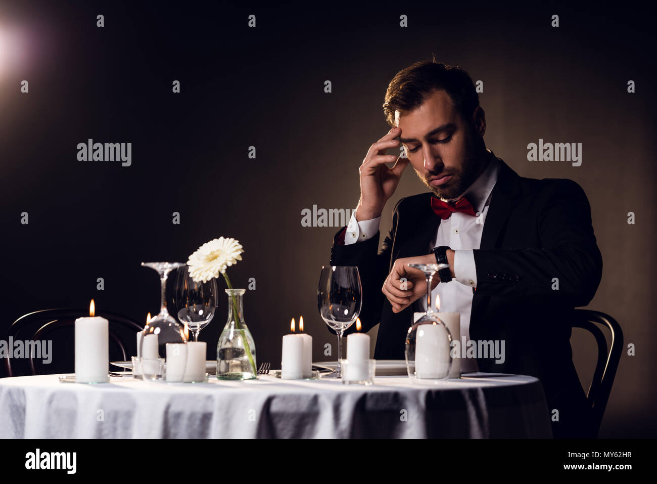 Waiting restaurant watch hi-res stock photography and images - Alamy