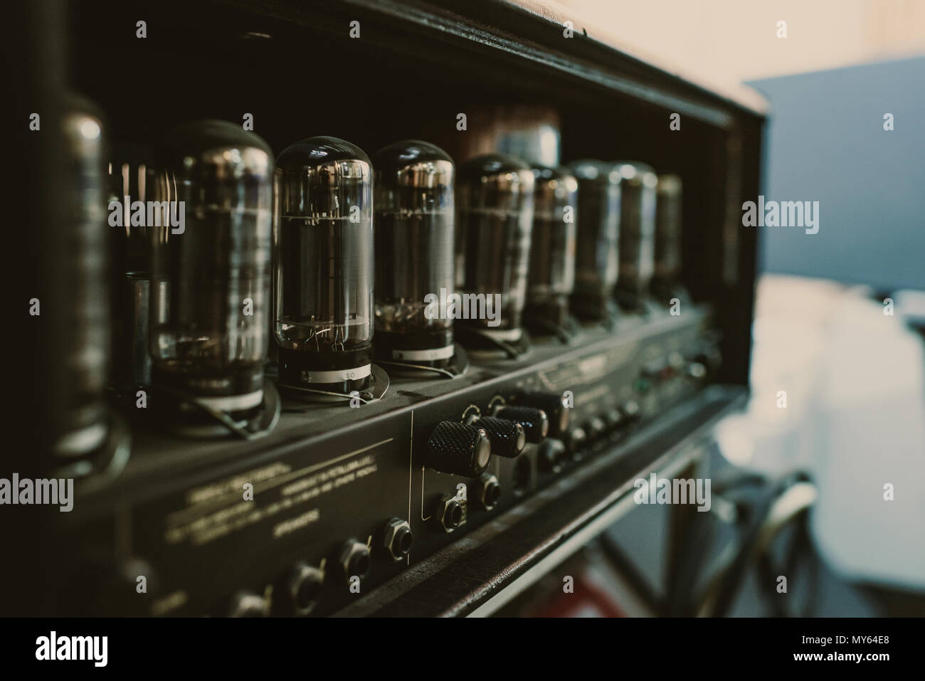 Sound amplifier hi-res stock photography and images - Alamy