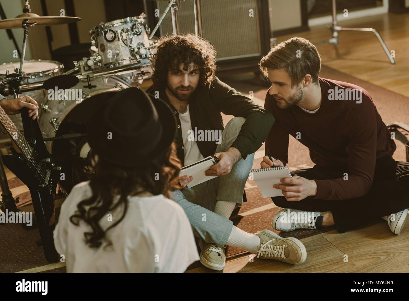 American authors band hi-res stock photography and images - Alamy