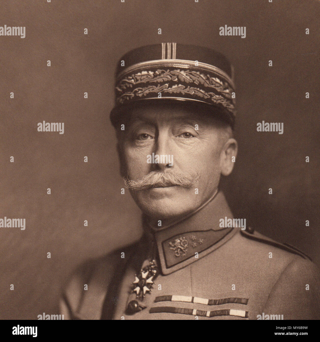 General pelle hi-res stock photography and images - Alamy