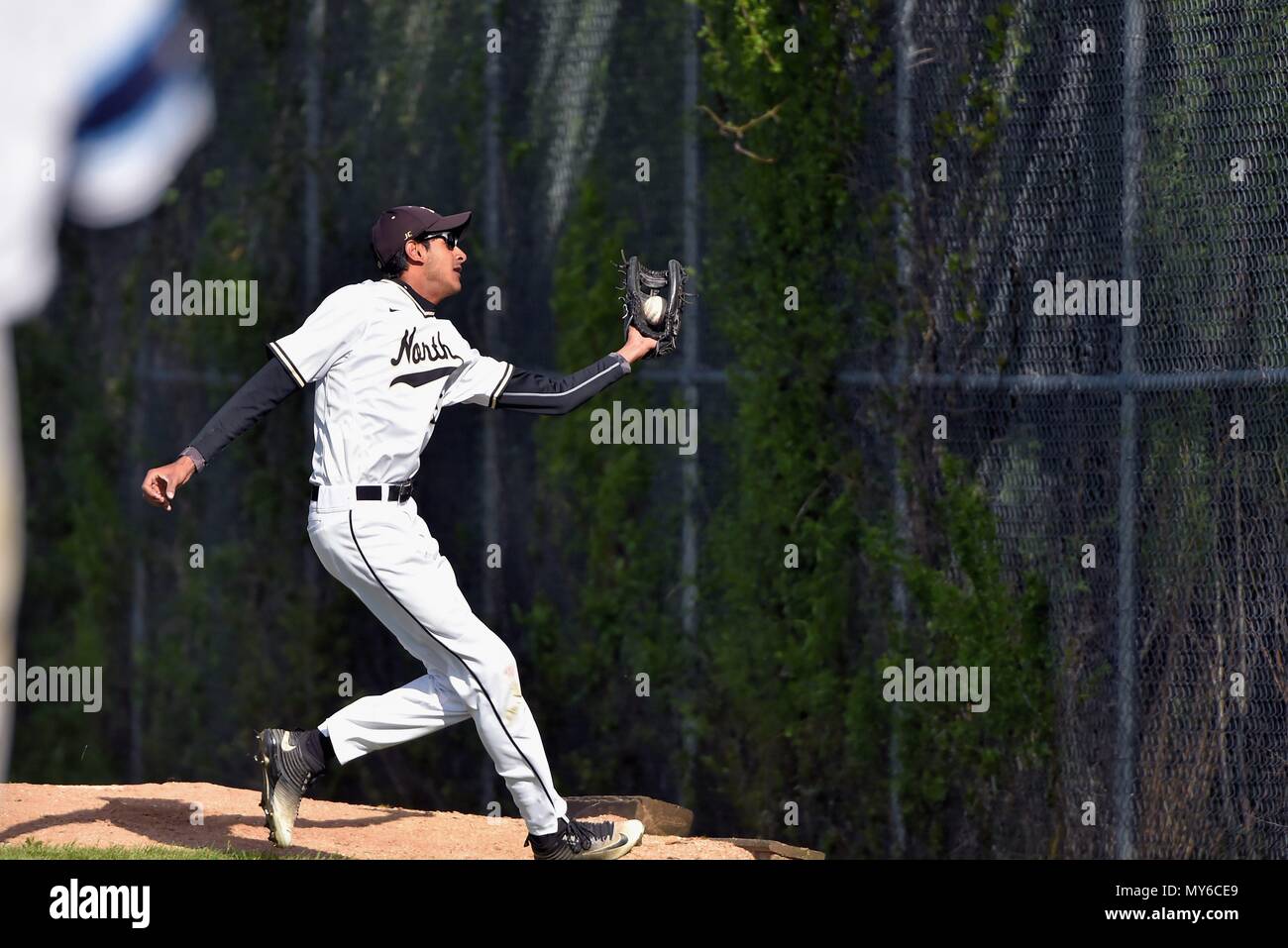 Fielder hi-res stock photography and images - Alamy