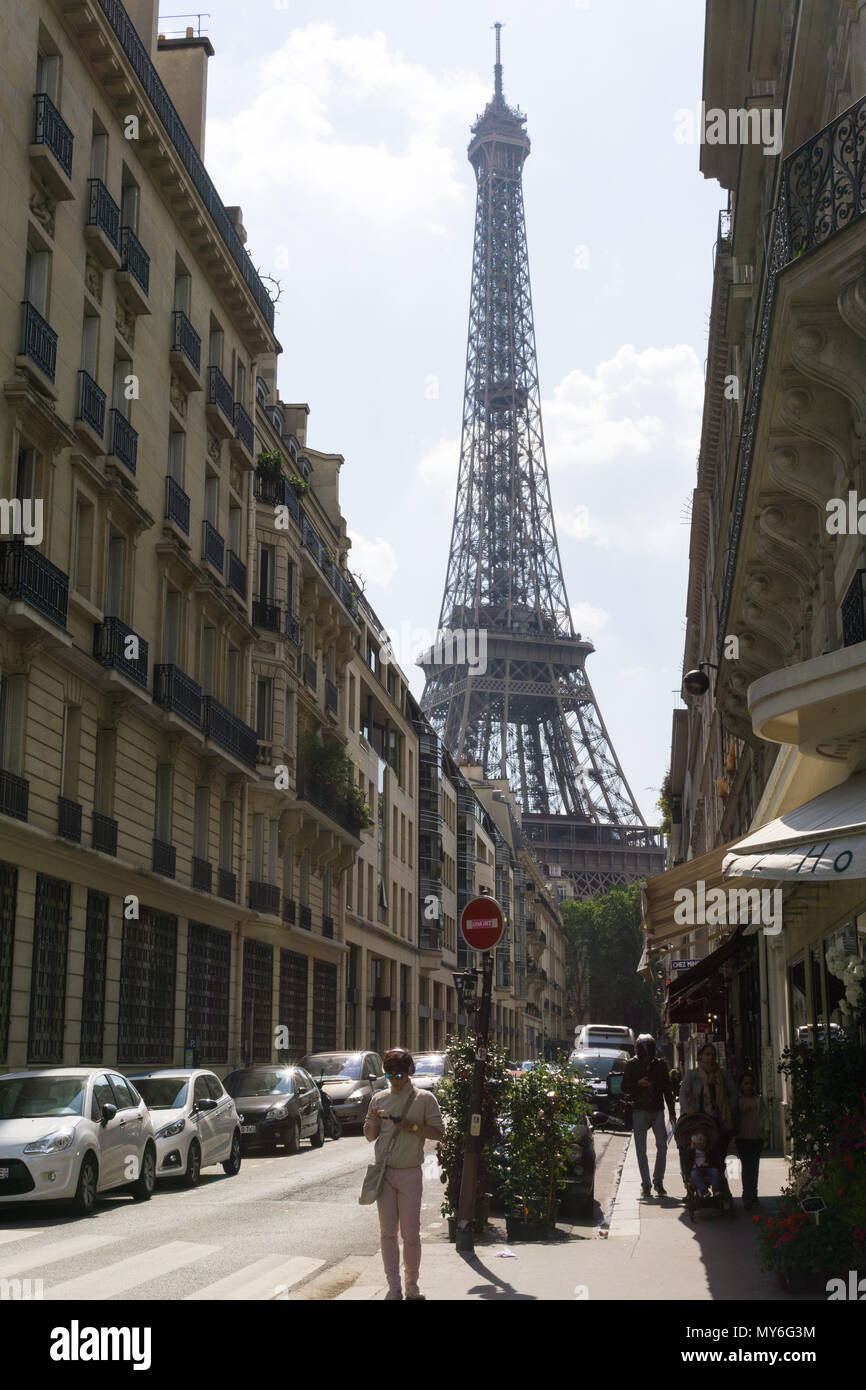 Rapp Paris High Resolution Stock Photography and Images - Alamy