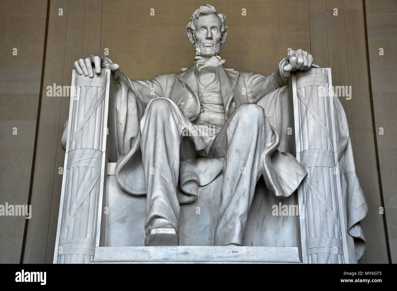 statue of abraham lincoln at lincoln memorial,washington d c,usa Stock ...