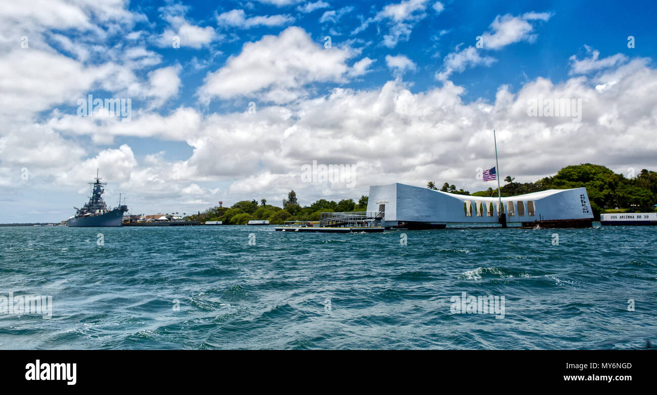 Uss arizona memorial hawaii hi-res stock photography and images - Alamy