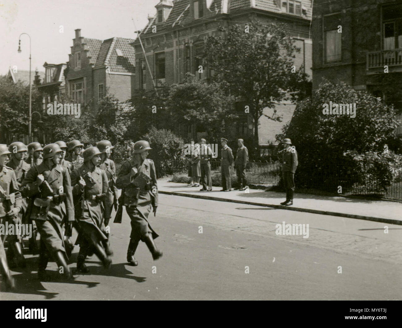Archival photo of dutch soldiers hi-res stock photography and images ...