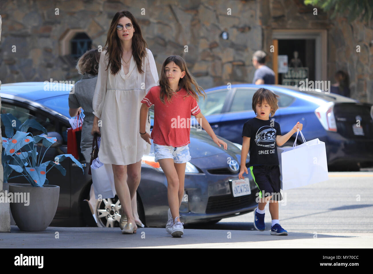 Michelle Monaghan out with her kids in Beverly Hills, California ...