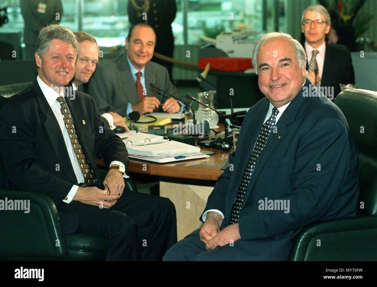 French president jacques chirac first hi-res stock photography and ...