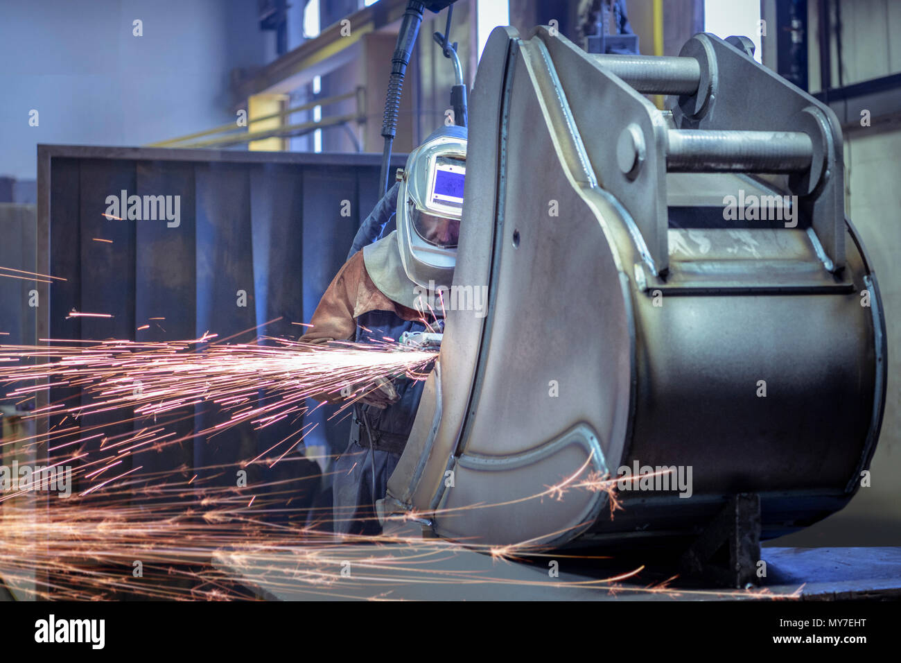 Metal factory worker hi-res stock photography and images - Alamy