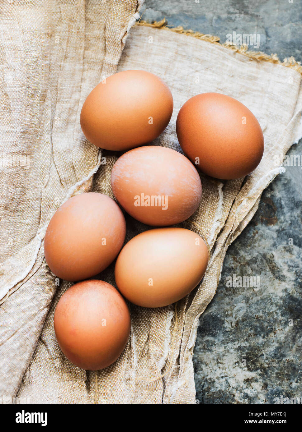 Overhead cloth hi-res stock photography and images - Alamy