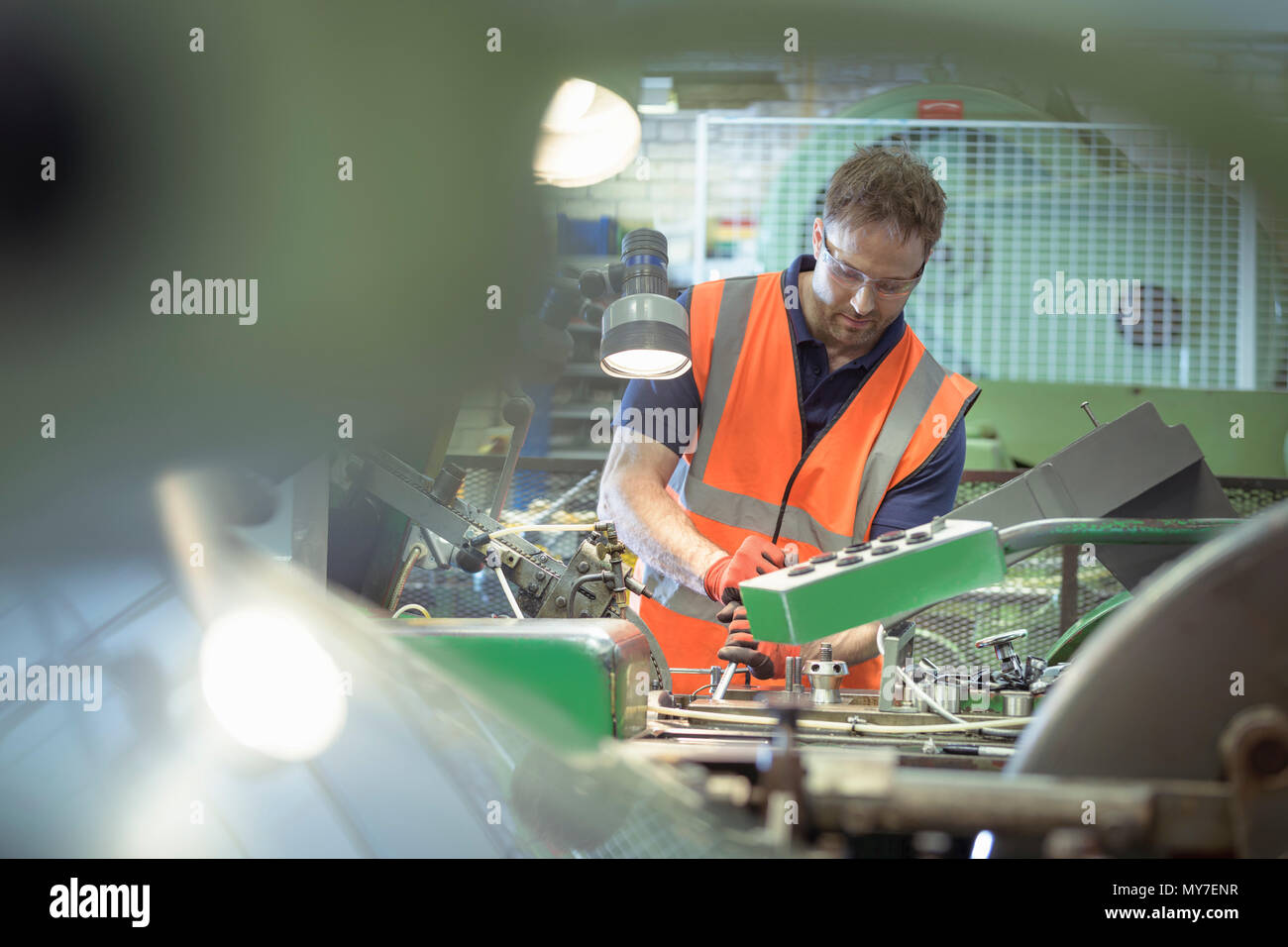 Real engineering hi-res stock photography and images - Alamy