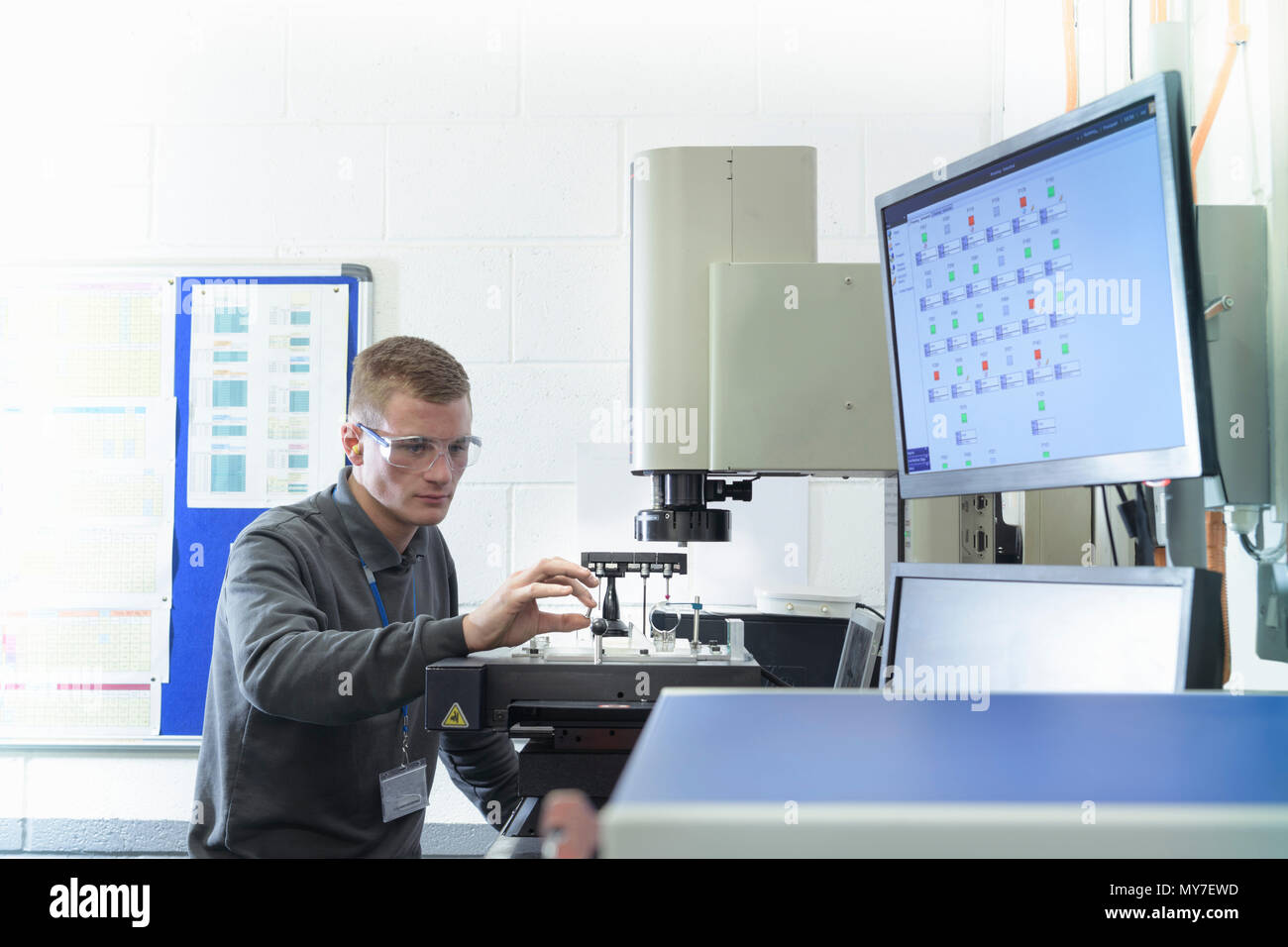 Laboratory office hi-res stock photography and images - Alamy