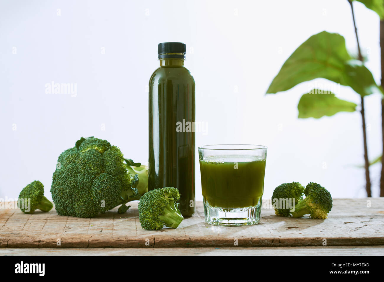 Glass broccoli juice on hi-res stock photography and images - Alamy