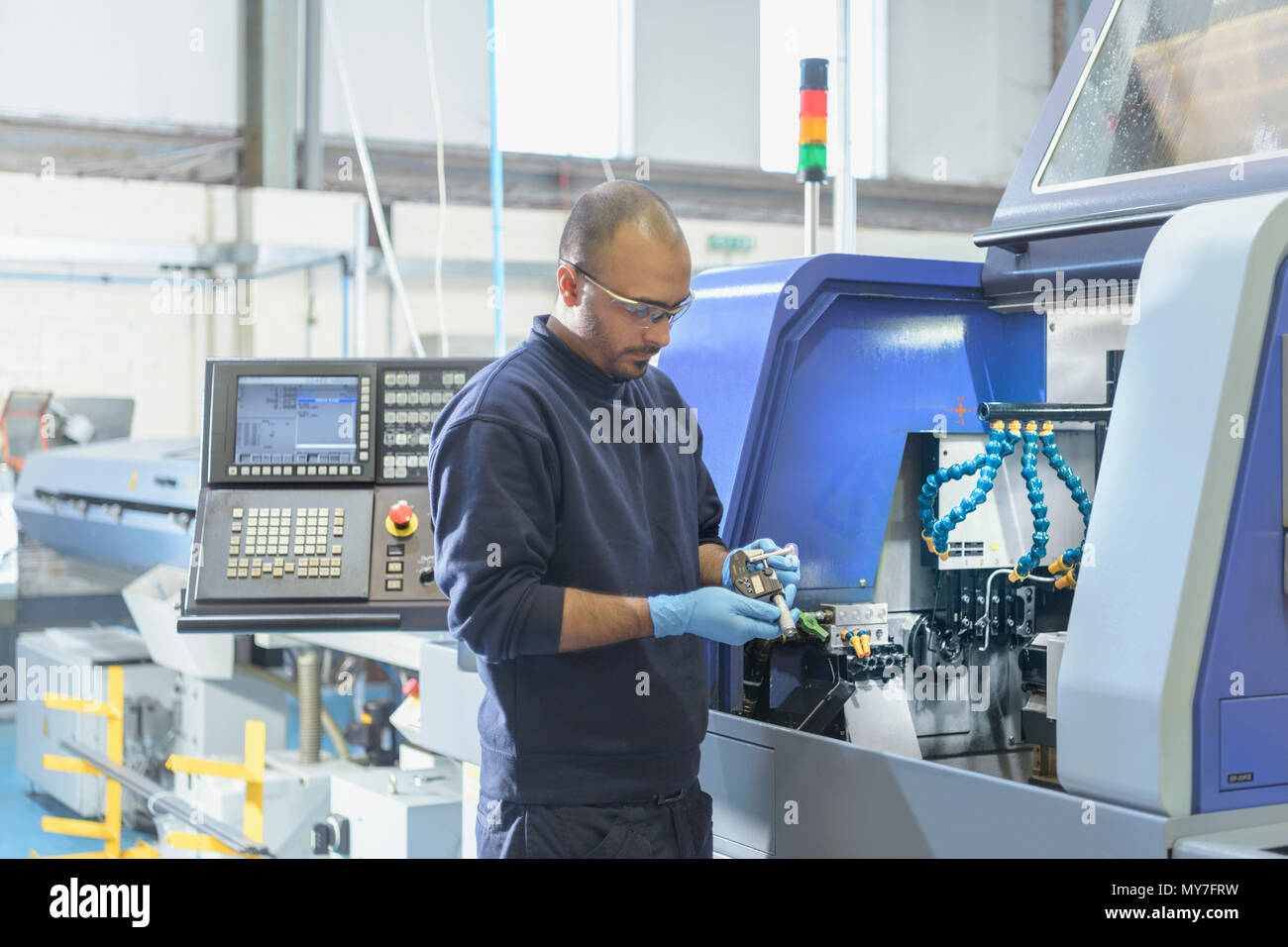 Automatic focus hi-res stock photography and images - Alamy