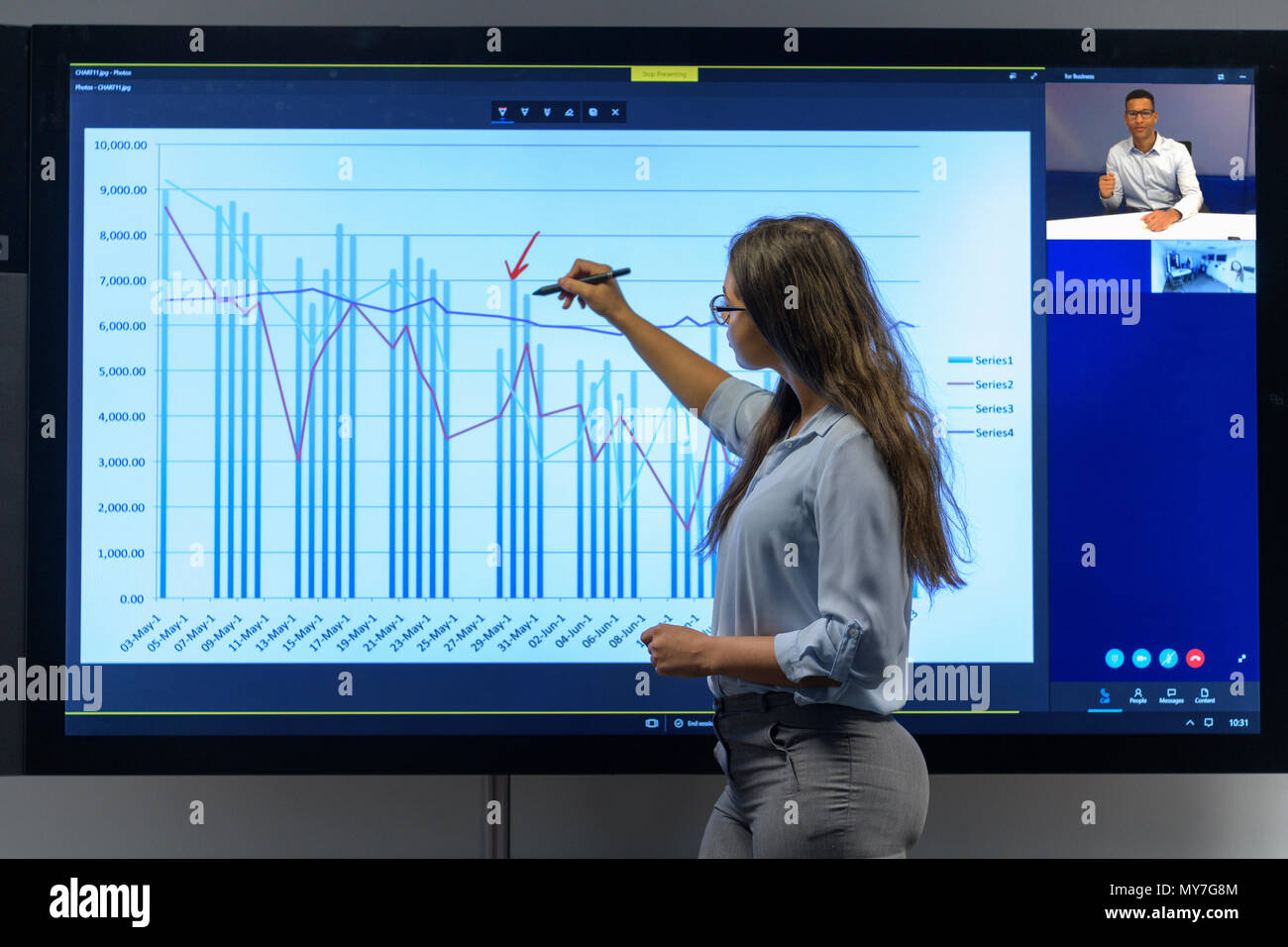 Video conference screen hi-res stock photography and images - Alamy