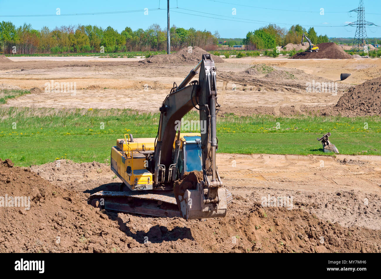Ground moving machine hi-res stock photography and images - Alamy