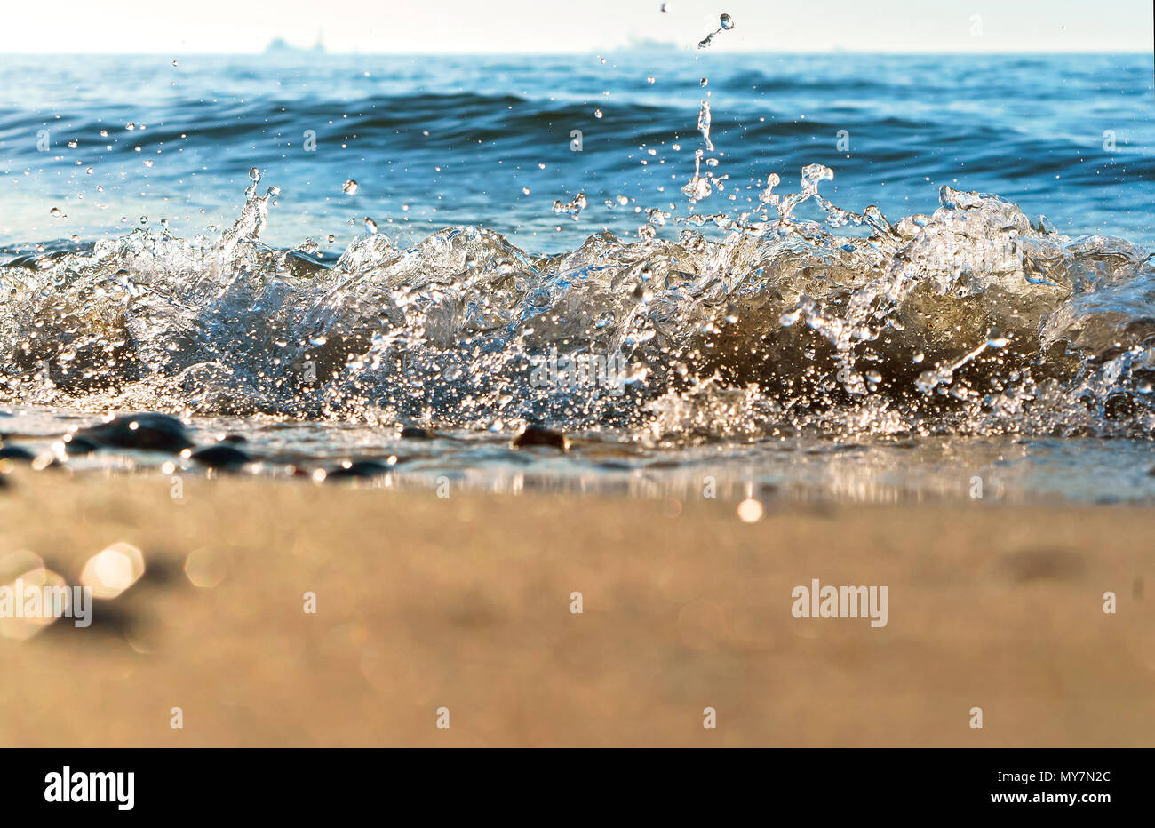 Sea water foam hi-res stock photography and images - Alamy