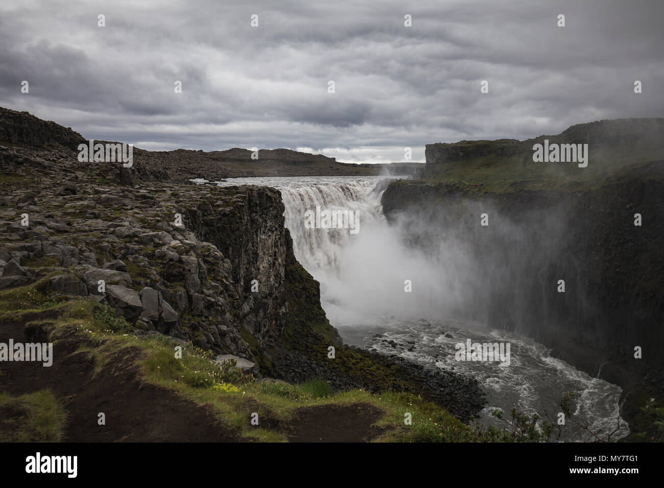 Landscape panorama of hafragilsfoss waterfall on iceland in summer ...
