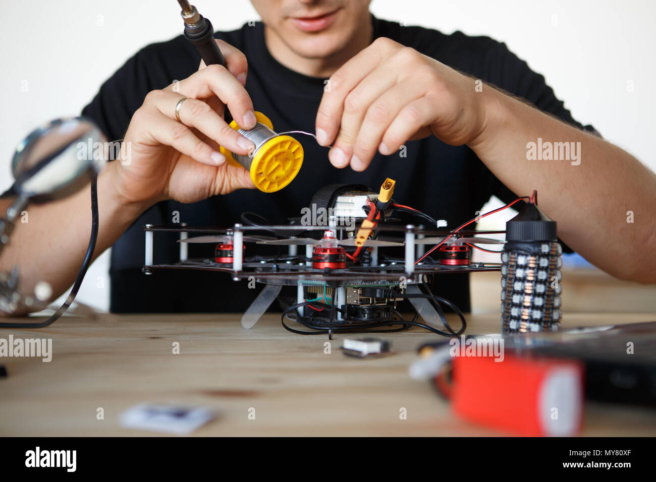 Table with iron support hi-res stock photography and images - Alamy