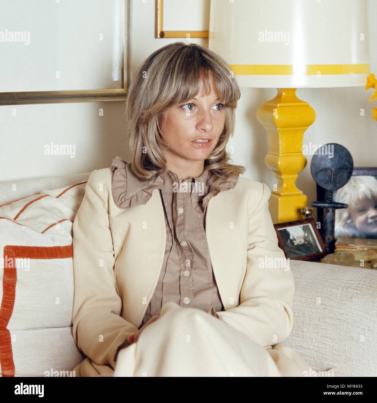 Prinzessin Angela von Hohenzollern nach der Scheidung von Prinz ...