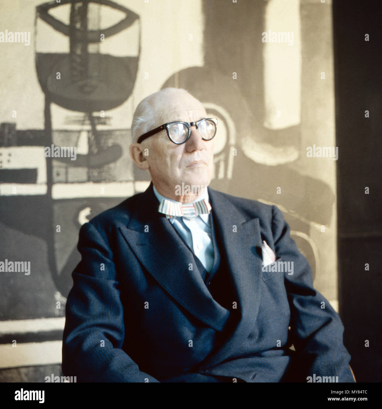Le corbusier portrait hi-res stock photography and images - Alamy