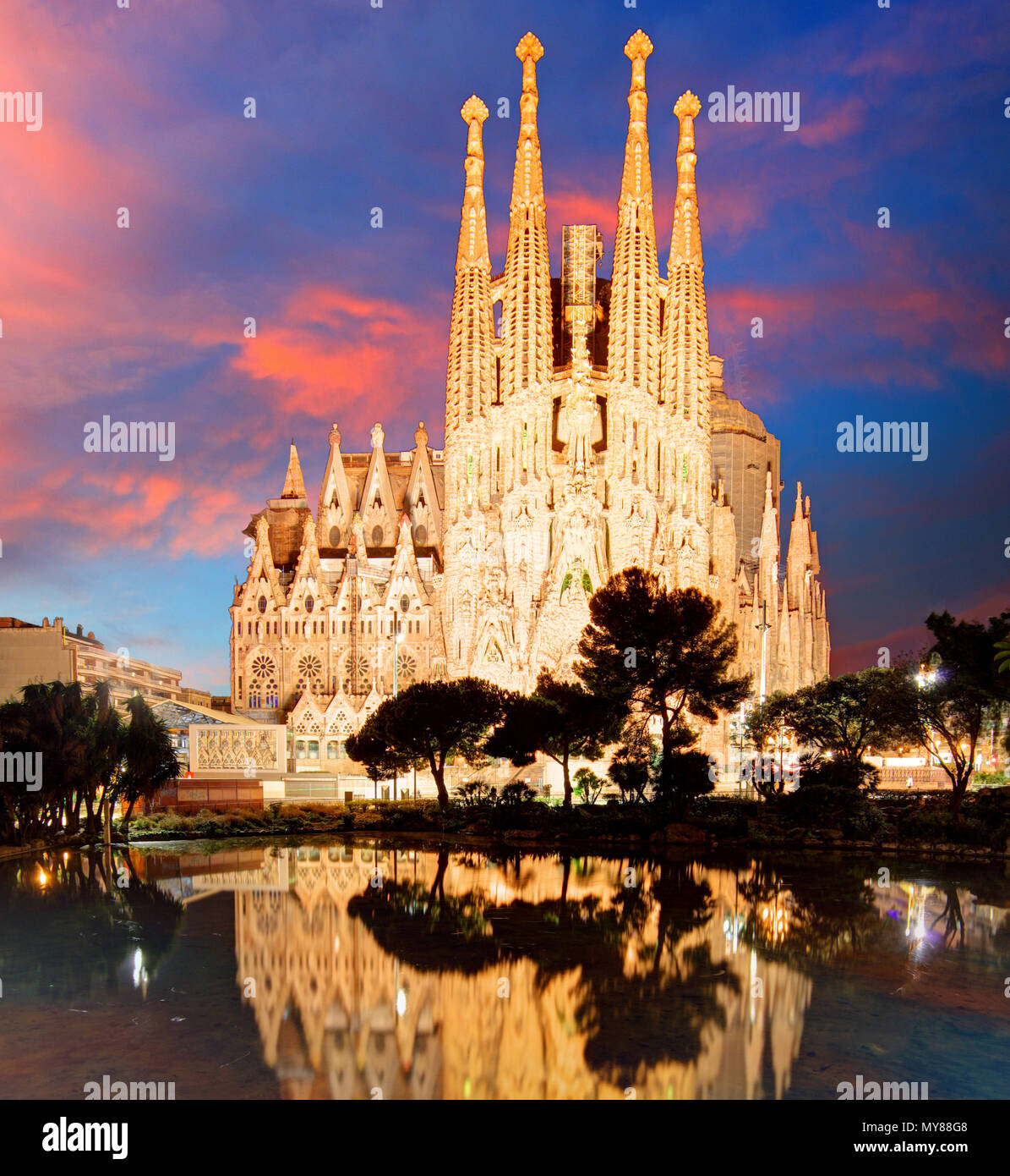 BARCELONA, SPAIN - FEB 10: View of the Sagrada Familia, a large Roman ...