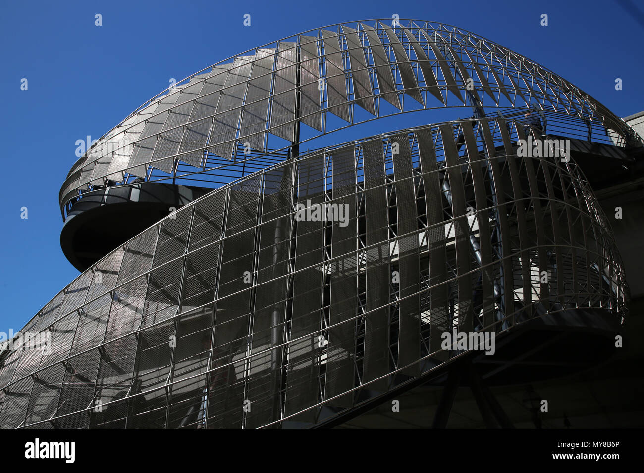 The new London Bridge pedestrian stairway connects London Bridge to the ...