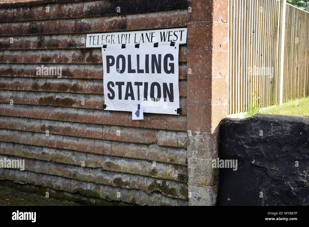 Polling Station Uk Stock Photos & Polling Station Uk Stock Images - Alamy
