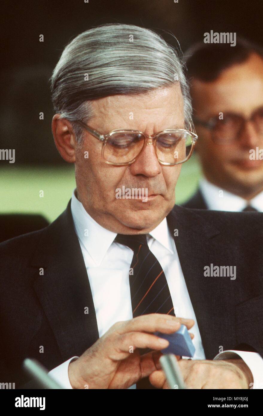 German Chancellor Helmut Schmidt (SPD) takes a pinch of snuff during ...