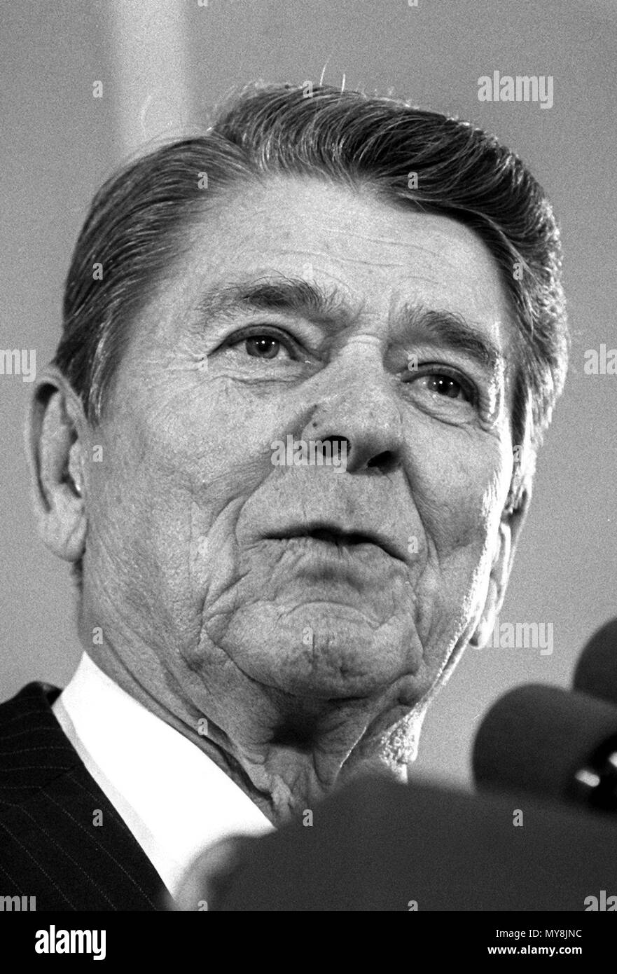 12 june 1987 hi-res stock photography and images - Alamy