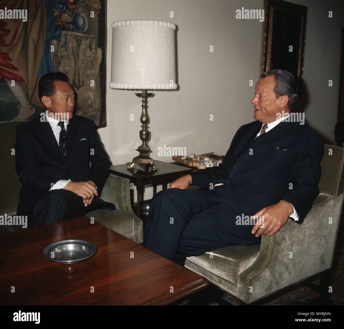 Lee kuan yew 1959 hi-res stock photography and images - Alamy