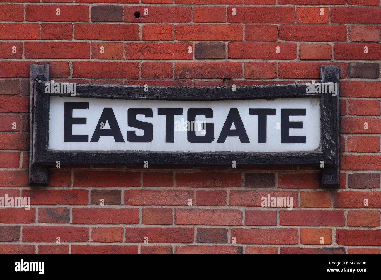 Leeds street sign hi-res stock photography and images - Alamy