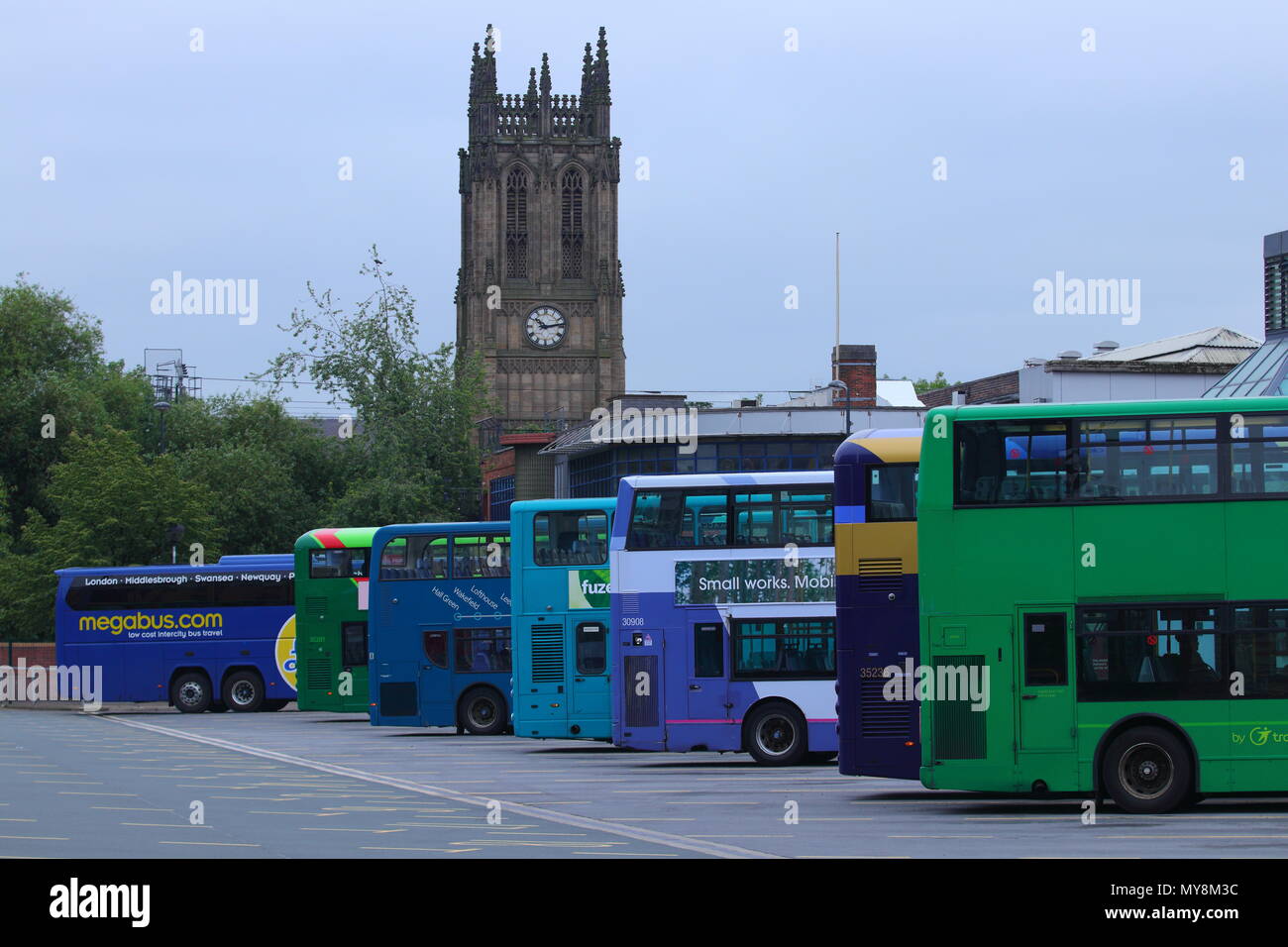 Back end of a bus hi-res stock photography and images - Alamy
