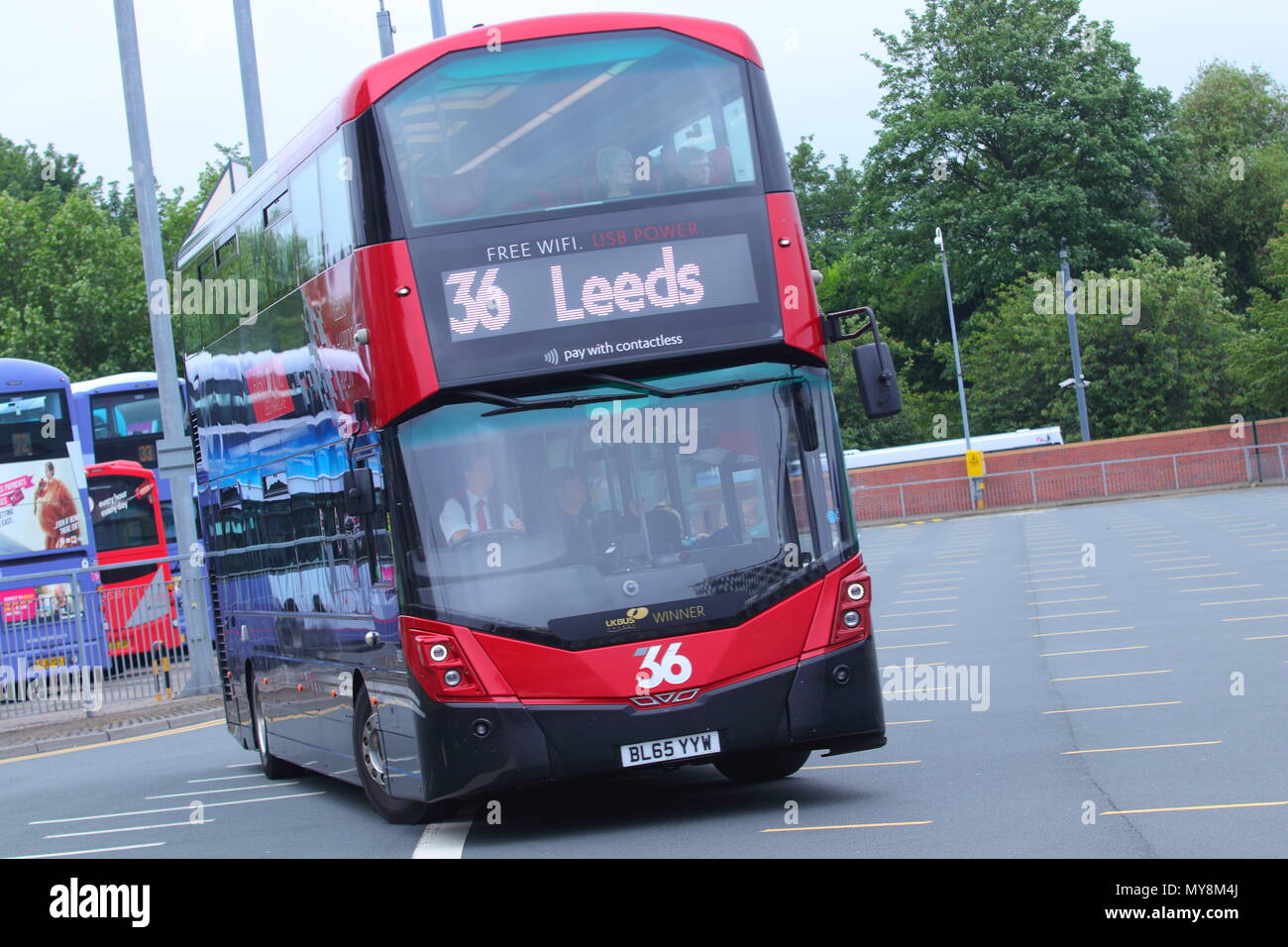The 36 bus run by The Harrogate Bus Company which runs between Leeds ...