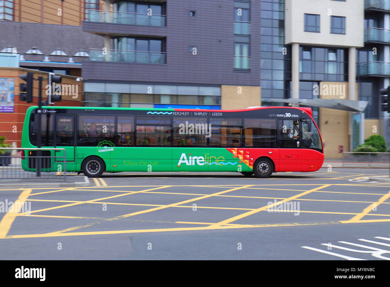 Airline bus leeds hi-res stock photography and images - Alamy