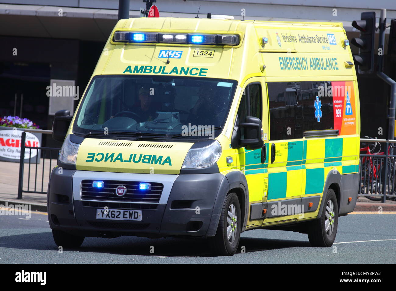Yorkshire Ambulance Service Stock Photos & Yorkshire Ambulance Service ...