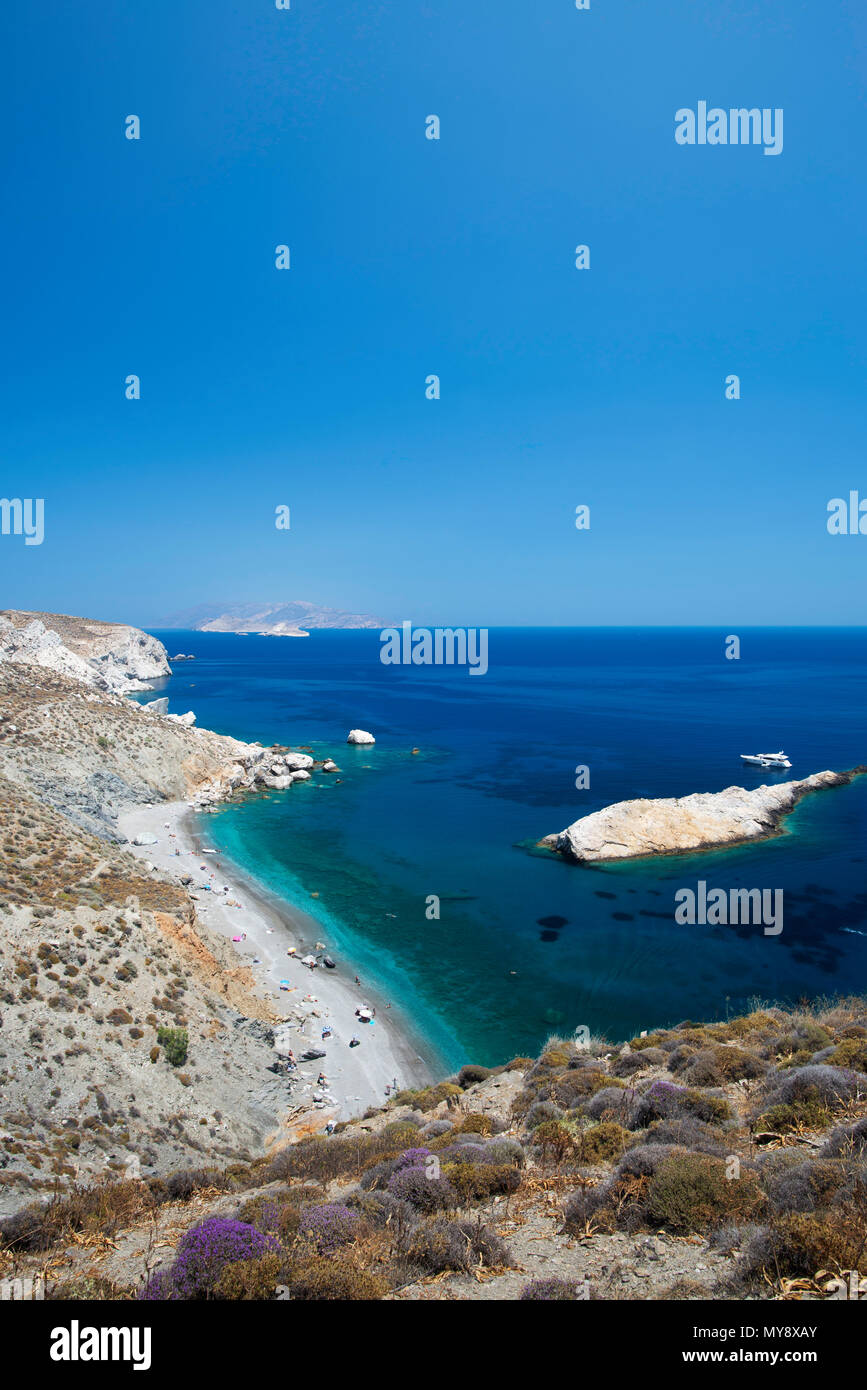 Daytime seascape luxury tourist beach hi-res stock photography and ...